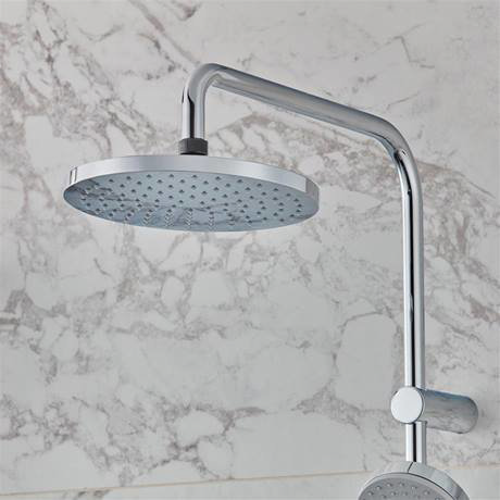 hansgrohe Vernis Blend Showerpipe 200 Thermostatic Shower Mixer ...