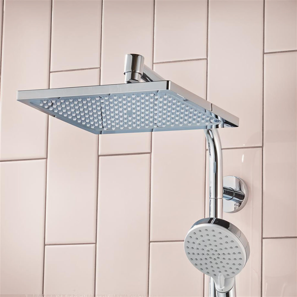 hansgrohe Crometta E EcoSmart Showerpipe | Modern Showers
