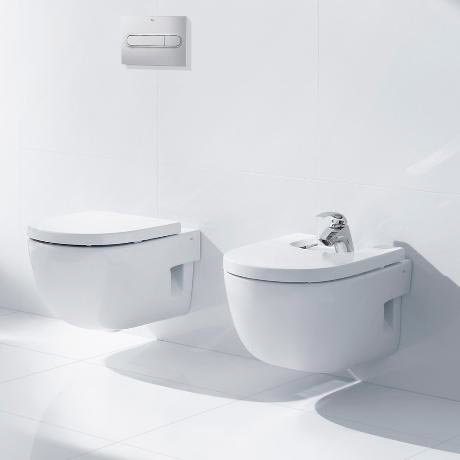 Roca Meridian-N Compact Wall-hung Bidet with Soft-Close Cover at ...