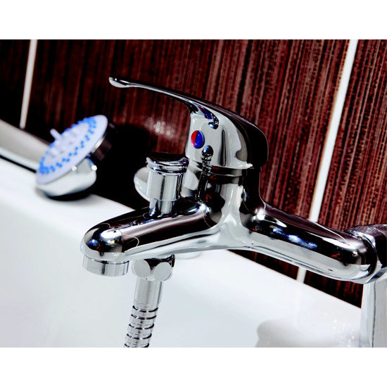 Apollo Lever Bath Shower Mixer Tap with Adjustable Riser Rail Kit at ...