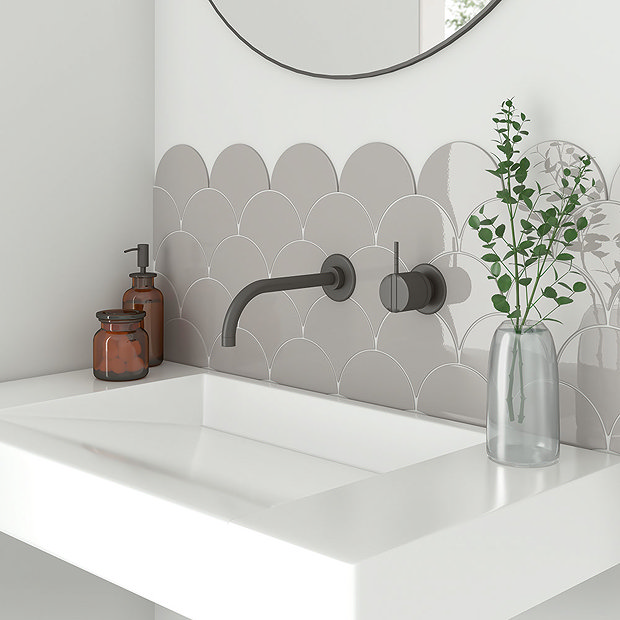 Asheville Grey Fish Scale Wall Tiles | Victorian Plumbing UK