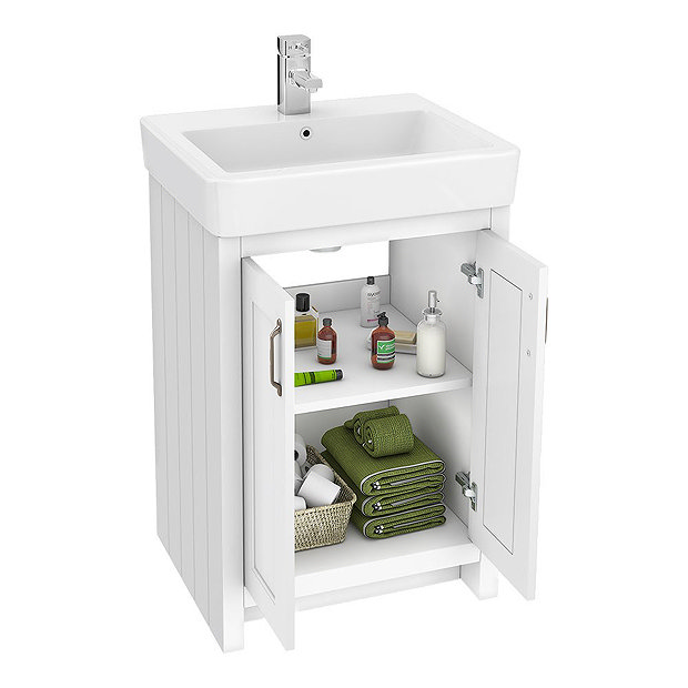 Chatsworth White Bathroom Suite Inc. 1700 x 700 Bath with Panels ...