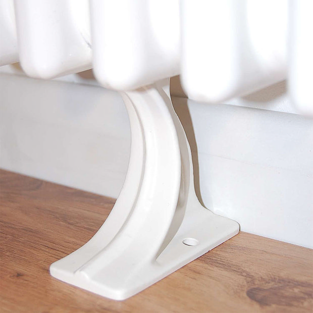Column Radiator Feet (pair) - White at Victorian Plumbing UK
