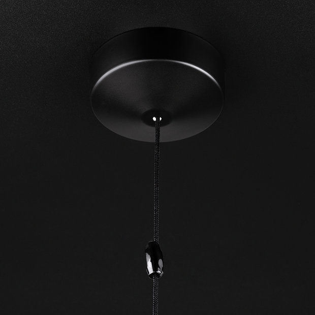 Gatsby Matt Black & Brushed Brass Round Cylinder Light Pull with ...