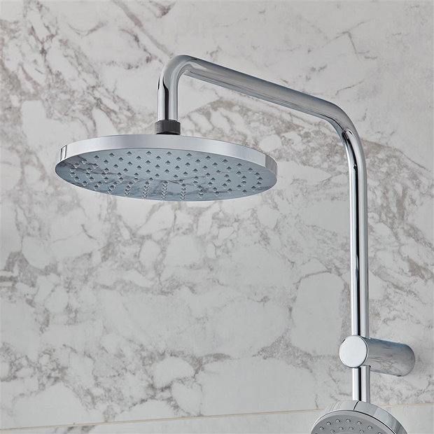 hansgrohe Vernis Blend Showerpipe 200 Thermostatic Shower Mixer ...
