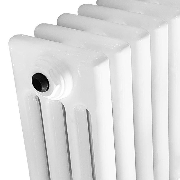 Keswick 600 x 1010mm Cast Iron Style Traditional 4 Column White ...