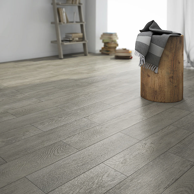 Oslo Maple Wood Effect Floor Tiles | 150x600mm | Victorian Plumbing