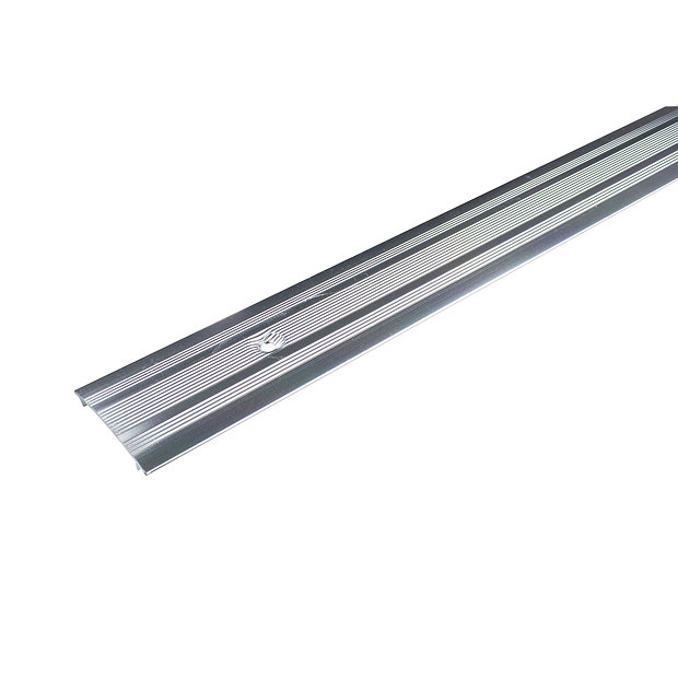 Tilebank 900mm Bright Silver Metal Carpet to Tile Trim