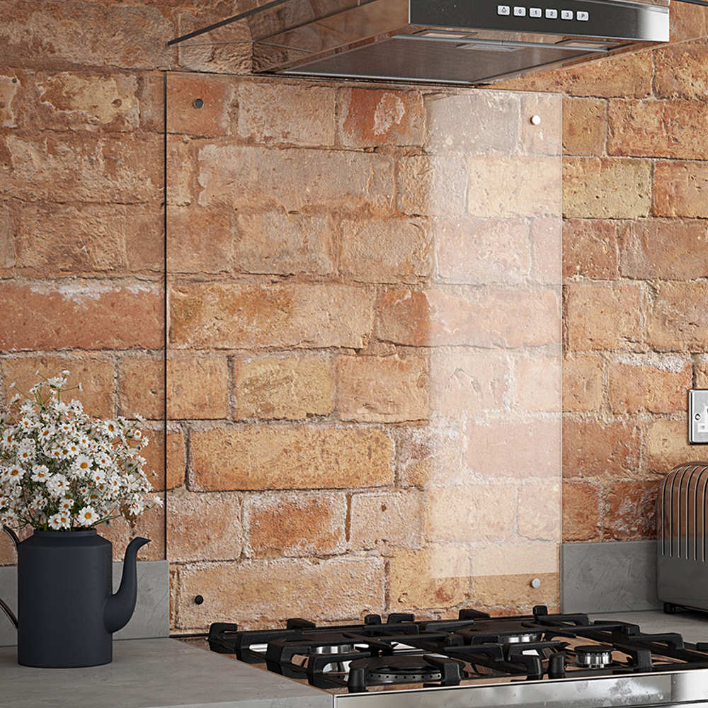 Venice Clear Glass Kitchen Splashback 600 x 700mm - Chrome Caps