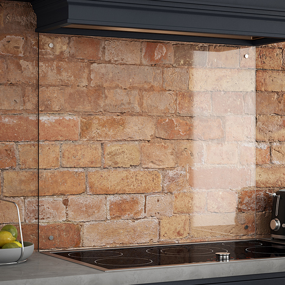 Venice Clear Glass Kitchen Splashback 900 x 700mm - Satin Chrome Caps